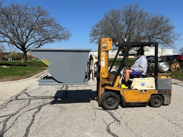 1YD Self Dumping Forklift Hopper- 4000lb Capacity-Gray- Trash-Scrap ...