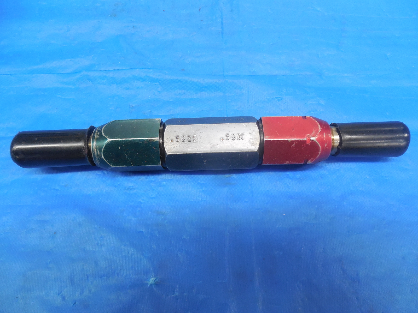 .5625 & .5630 CLASS Y PIN PLUG GAGE GO NO GO ONSIZE & OVERSIZE 9/16 14. ...