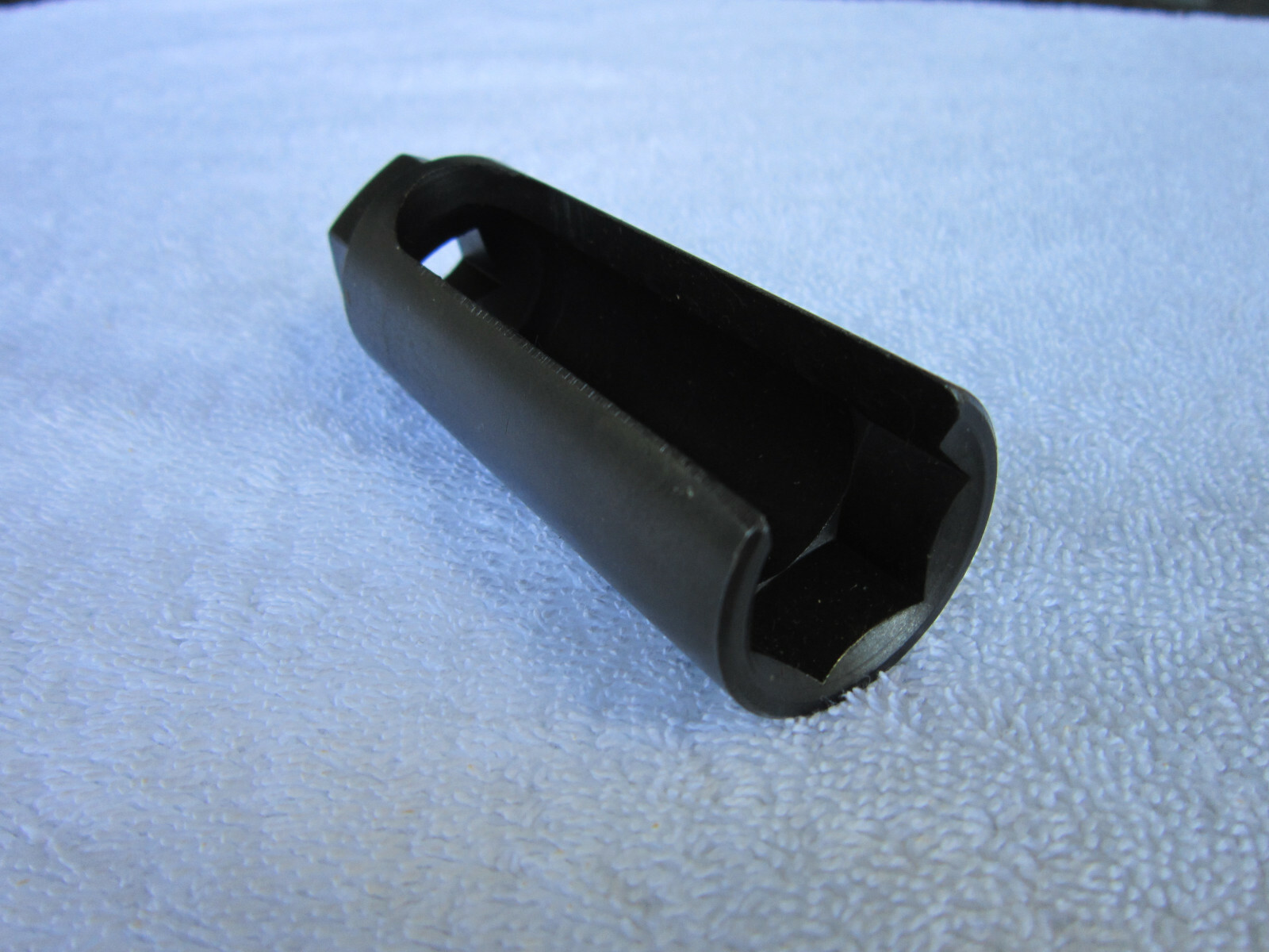 Performance Tool - Oxygen/Vacuum Sensor Socket [7/8" Cutaway] (Part ...