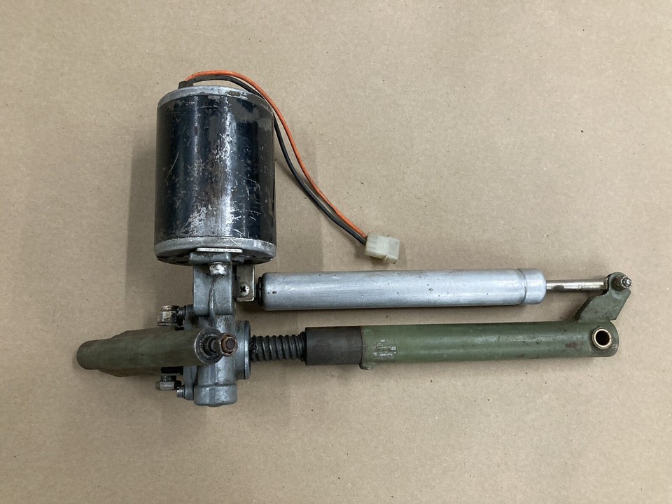 Cessna Flap Motor Redmond PV2313Q & Actuator Assembly (12-14 Volts ...