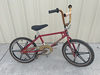 Vintage Bicycles - Vintage Amf - Nelo's Cycles