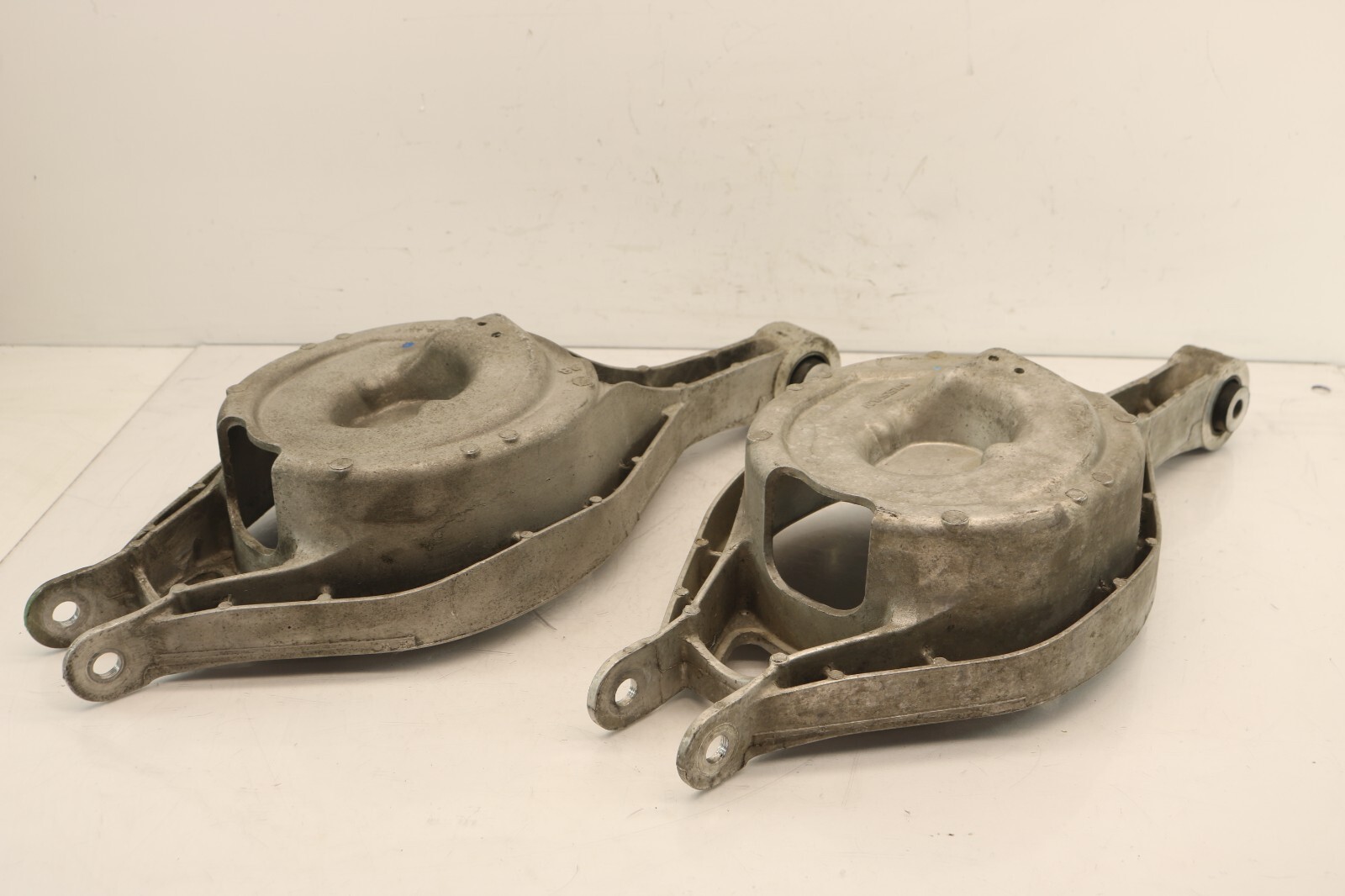 2003-2008 Nissan 350Z 2003-2007 G35 Coupe Rear Left Right Spring Bucket ...