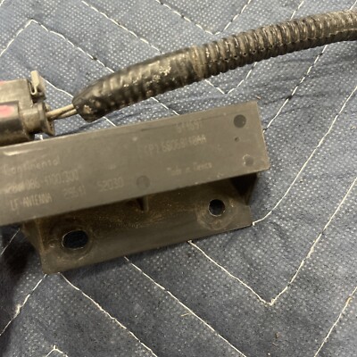 11-23 DODGE JEEP CHRYSLER KEYLESS ENTRY ANTENNA CONTROL MODULE OEM ...