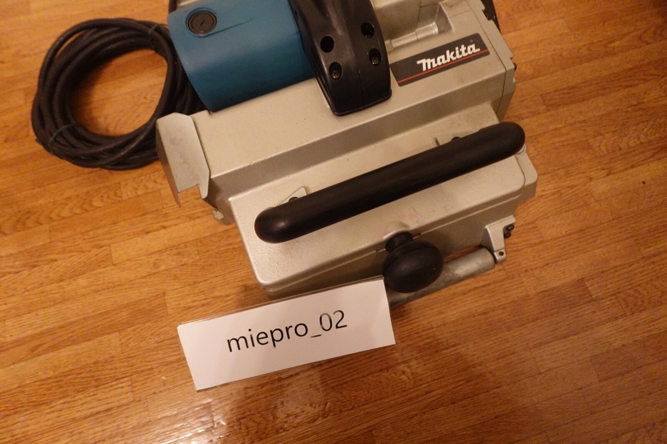 Makita KP312 Handheld 12 - 1/4" Corded Planer 312mm 100V 15A 1430W 18kg ...