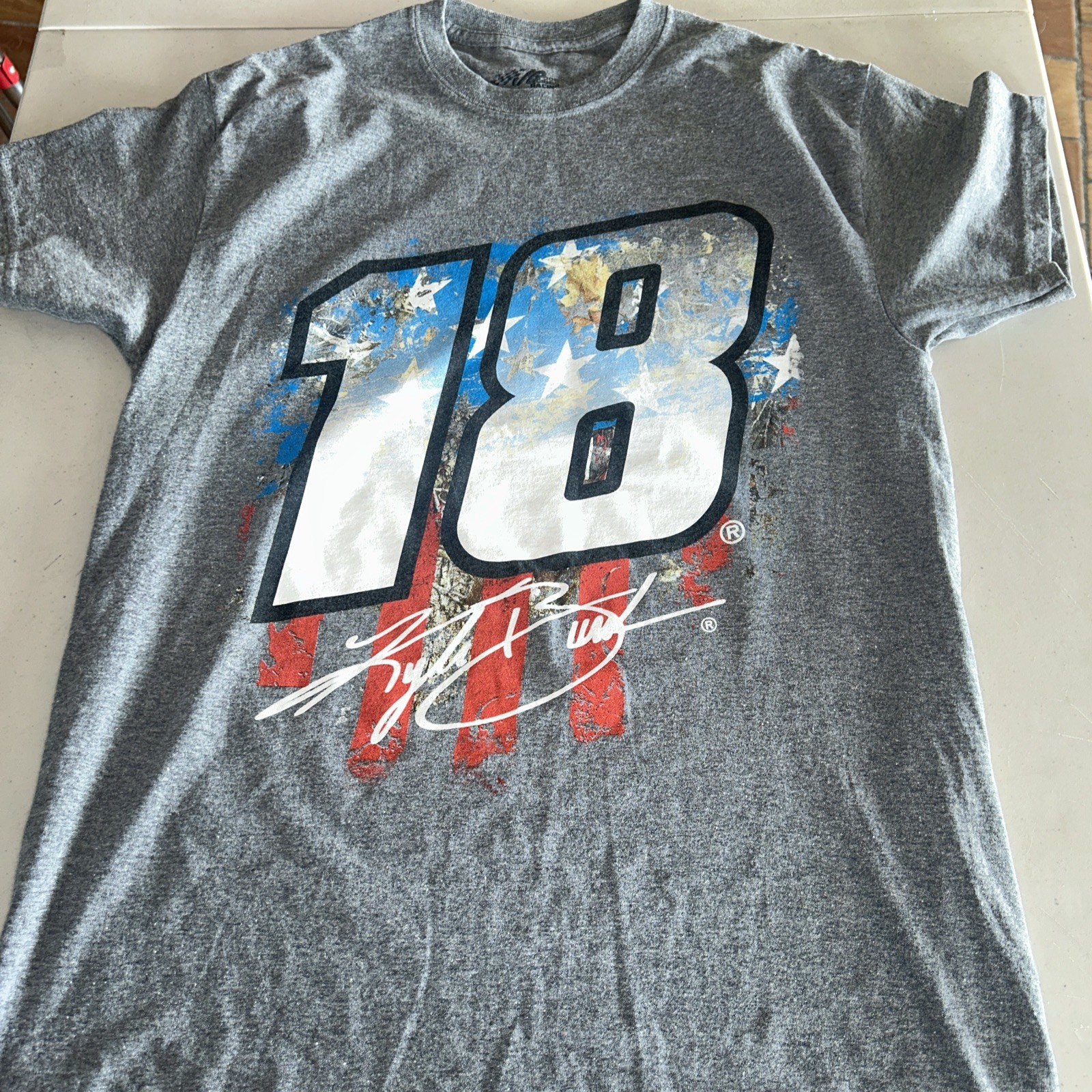 Kyle Busch # 18 2020 M&M True Timber Patriotic T-shirt medium | eBay