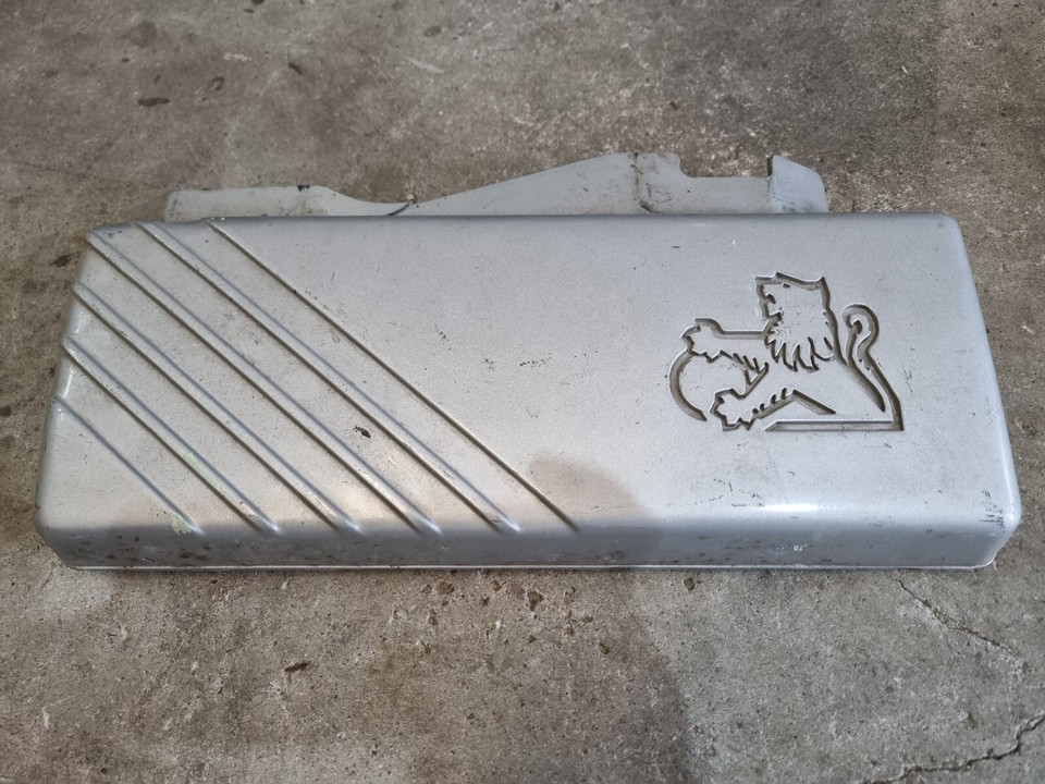 HOLDEN VN VP VR VS COMMODORE 304 5L 5.0L V8 ENGINE COVER COVERS MOTOR 7 ...