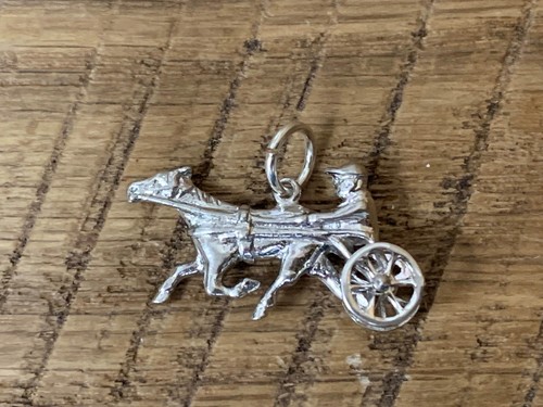 VINTAGE STERLING SILVER CHARM HARNESS RACING SULKY DRIVER HORSE 3-D | eBay