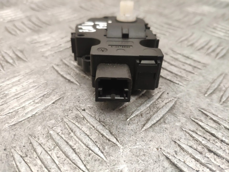 BMW 7 F01, F02 Air Flap Motor 20012011 K9749006 EFB430 3.00 Diesel ...