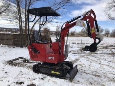 Excavators - No Reserve