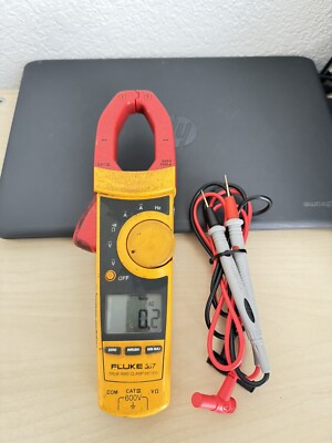 FLUKE 337 TRUE RMS AC/DC CLAMP METER W /LEADS - SHIPS FAST | eBay