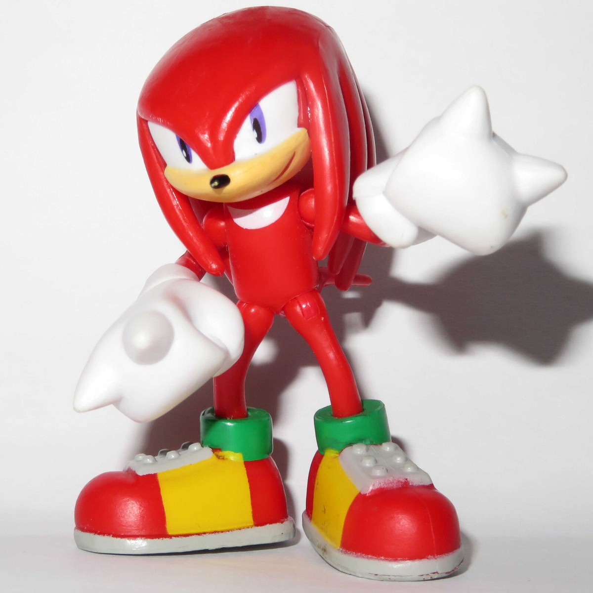 Knuckles Saol Fíor