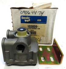 Bendix R-12 Relay Valve Duradrain 5762094 T-294859-d P/n 800366 for ...