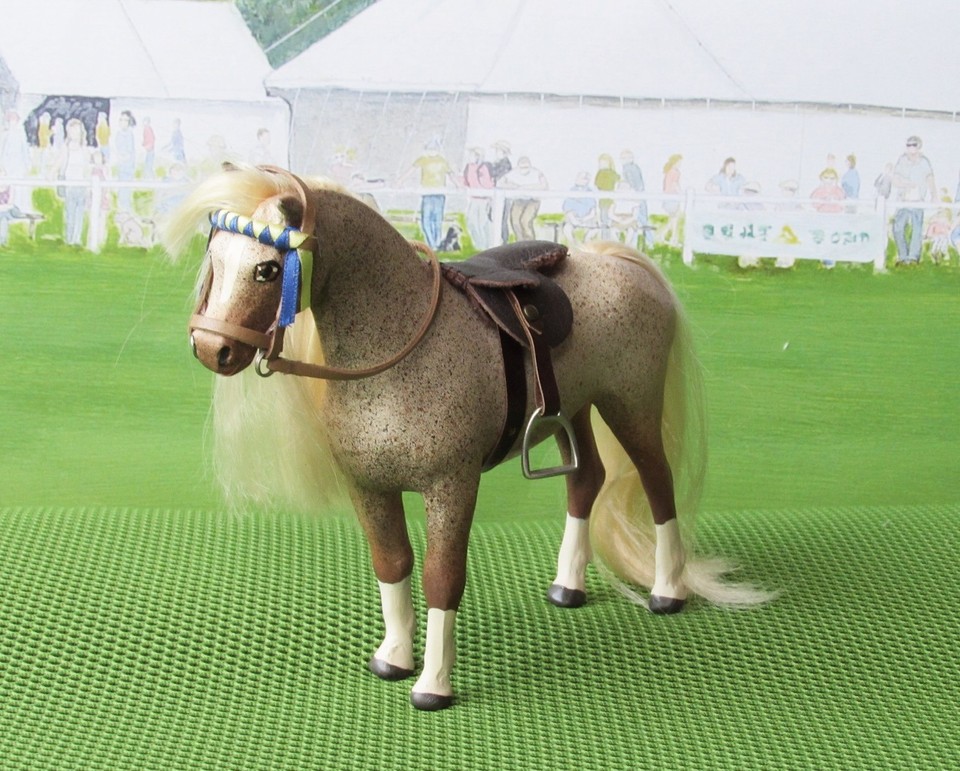 Julip original model horse Flame, chestnut roan Welsh Cob with tack ...