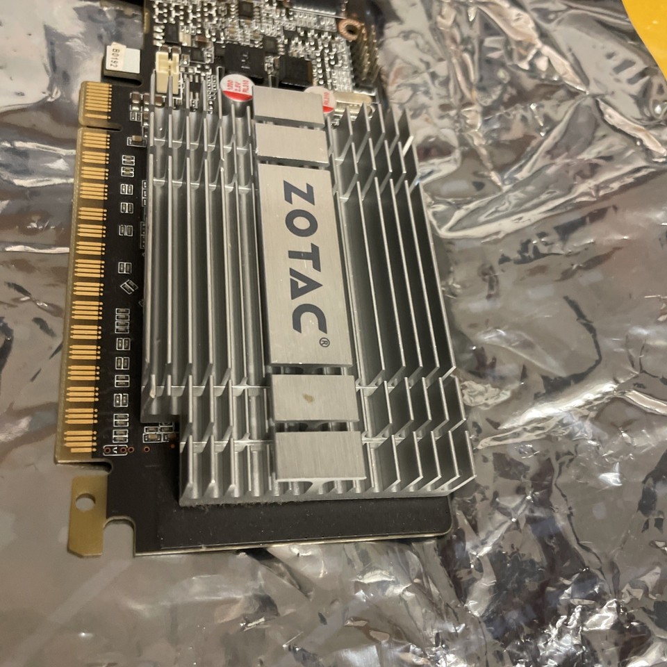 Zotac G210 1GB PCIe DDR3 Graphics Card HDMI VGA DVI ZT-20313-10L ...