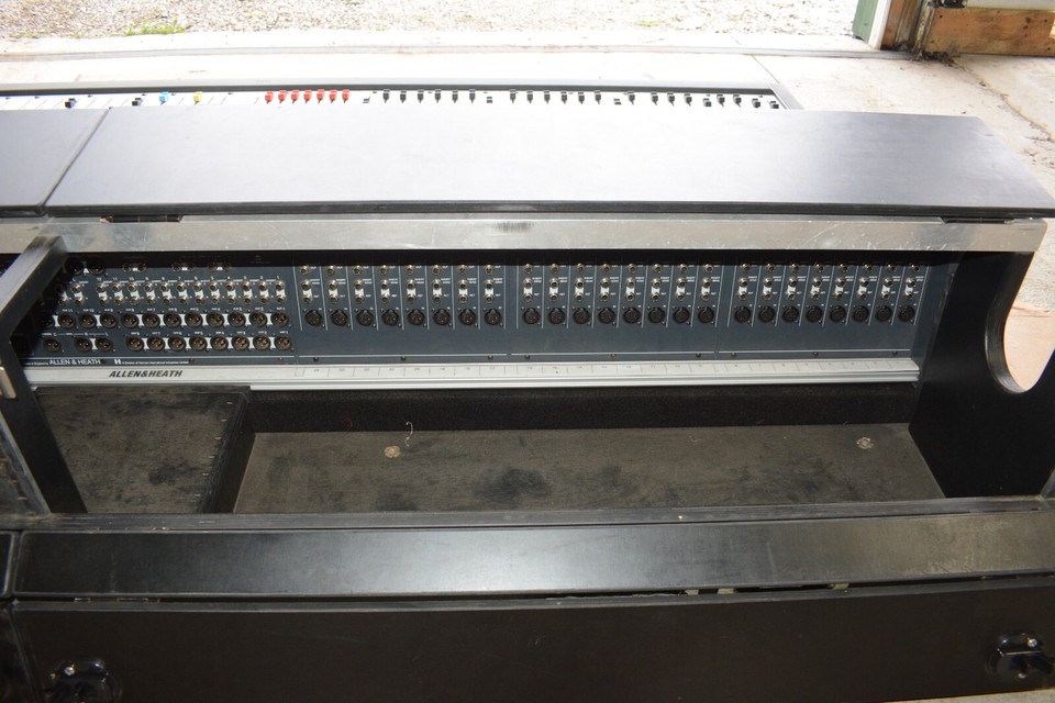 Clean ALLEN & HEATH ML4000 Analog Console 48 Channel Mixing Console ...