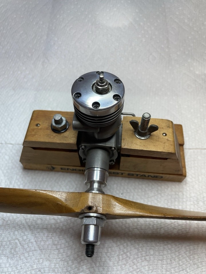 Vintage Dooling 29 model airplane engine with stand | eBay UK