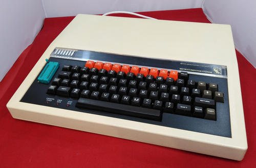 Acorn BBC Micro Model B 32K Microcomputer, ZIF socket. No DFS. Warranty ...