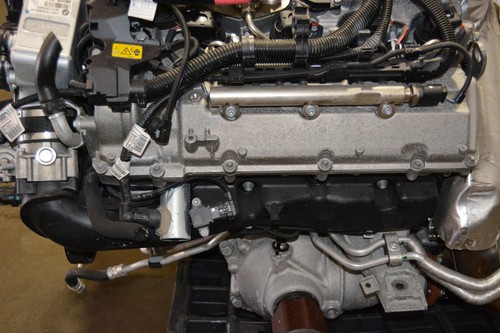 1002360882 BMW Engine S63 B44 M - Motorsport Engine out of X5 F85 ...