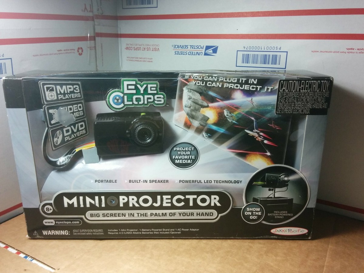 Vtg 2009 Jakks Pacific Eyeclops Mini Projector Big Screen Portable