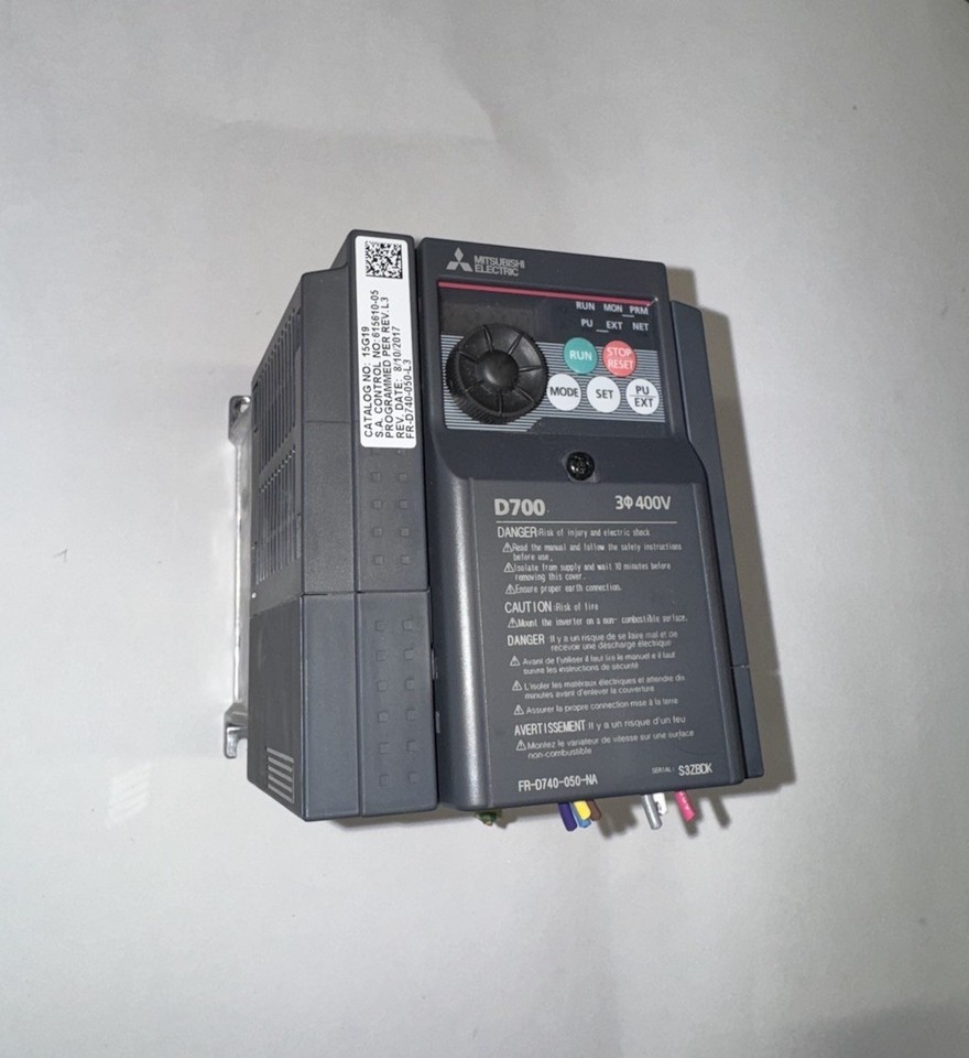 Mitsubishi FR-D740-050-NA D700 3HP VFD Inverter Drive 380-480V | eBay