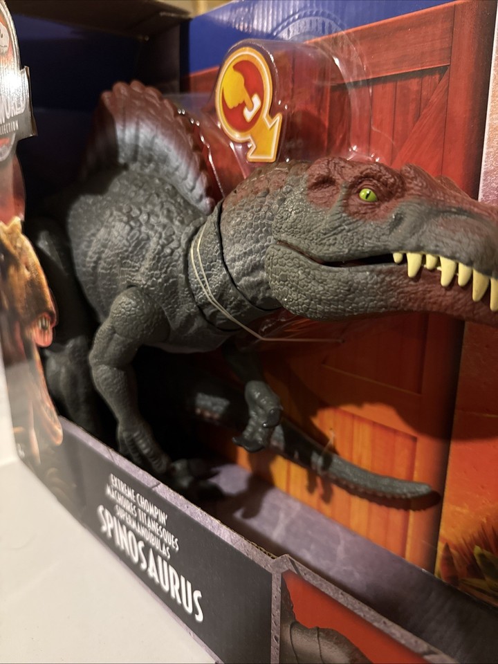 Jurassic World Legacy Collection Spinosaurus Extreme Chompin Action ...