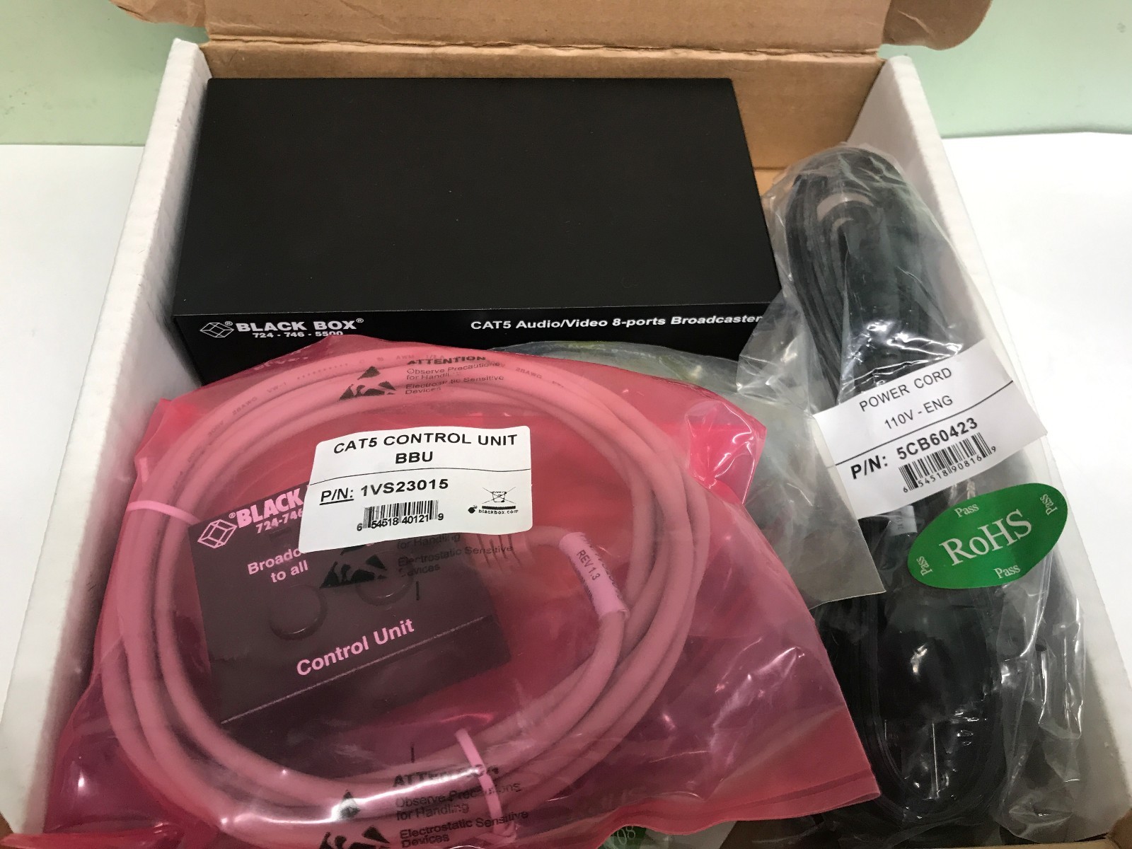 Black Box AC156A-8 CAT5 Audio/Visual Computer Training System 8-Port ...