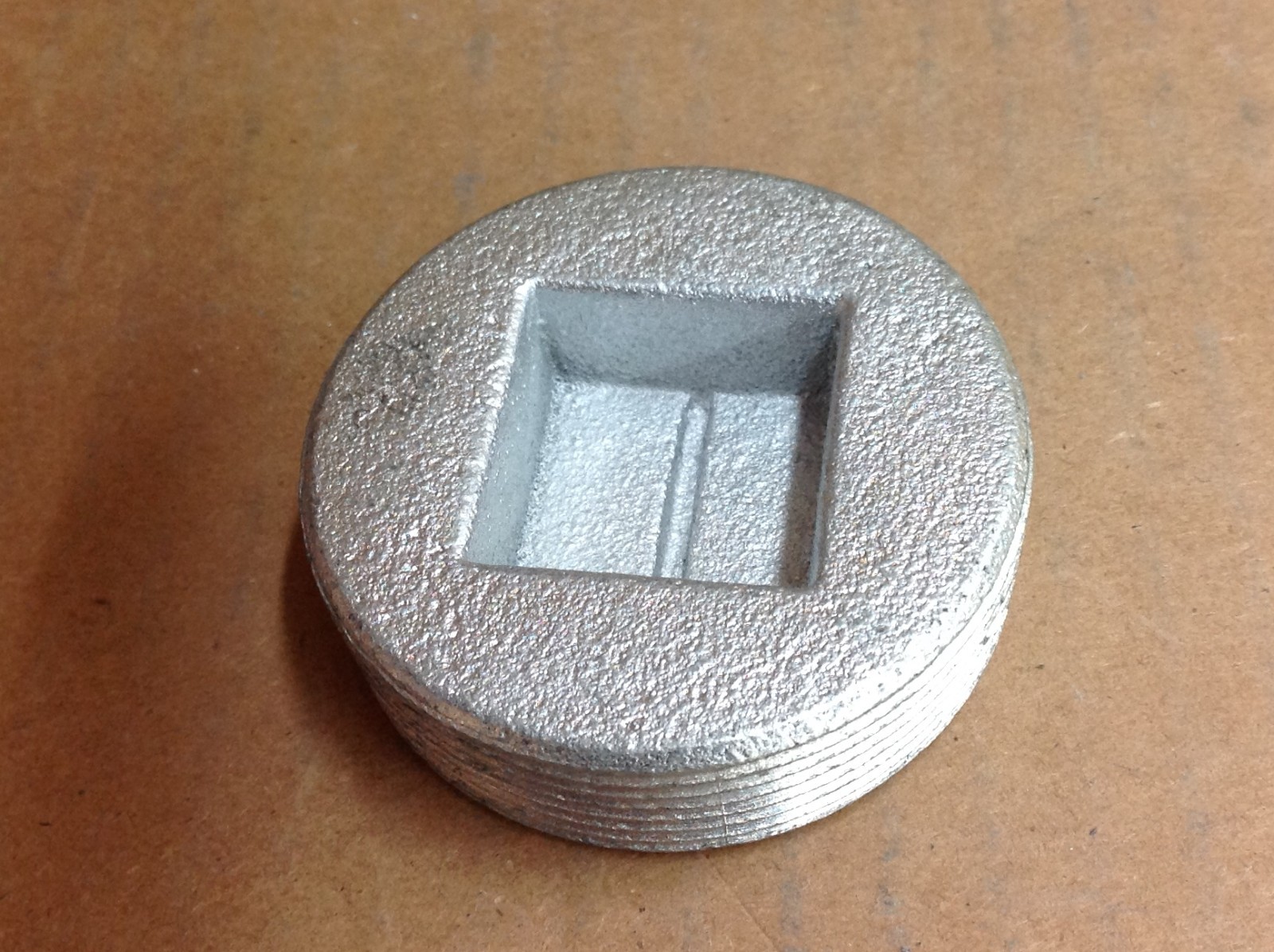 O-Z/GEDNEY CONDUIT PLUG PLG-200R IRON 2" THREAD 1" SOCKET 3/4" THICK ...