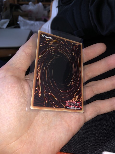 Yu-Gi-Oh! TCG Shiny Black "C" Squadder 2021 Tin of Ancient Battles MP21 ...