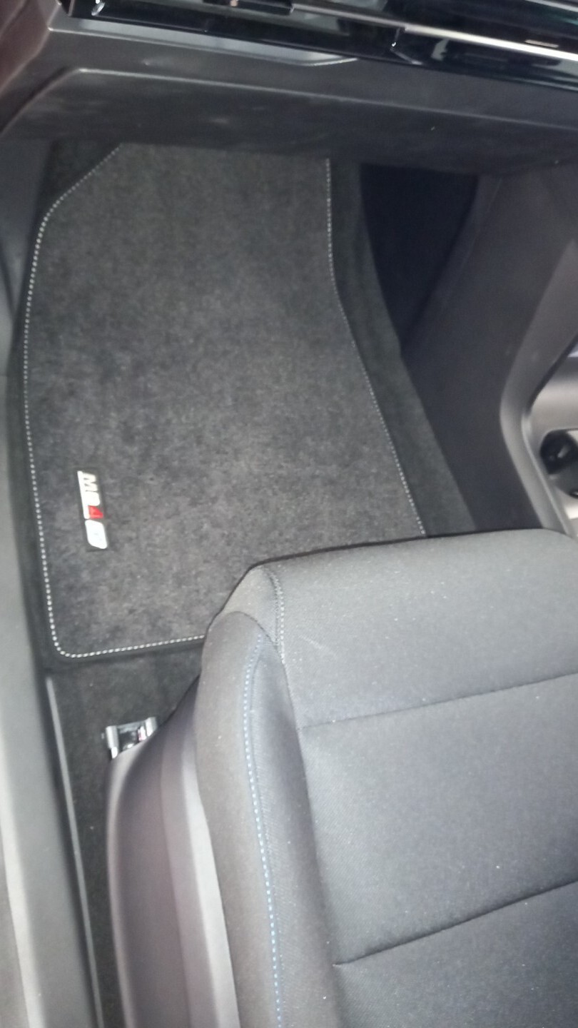 Genuine MG4 Ev Carpet Floor Mats OE 11409432 | eBay UK