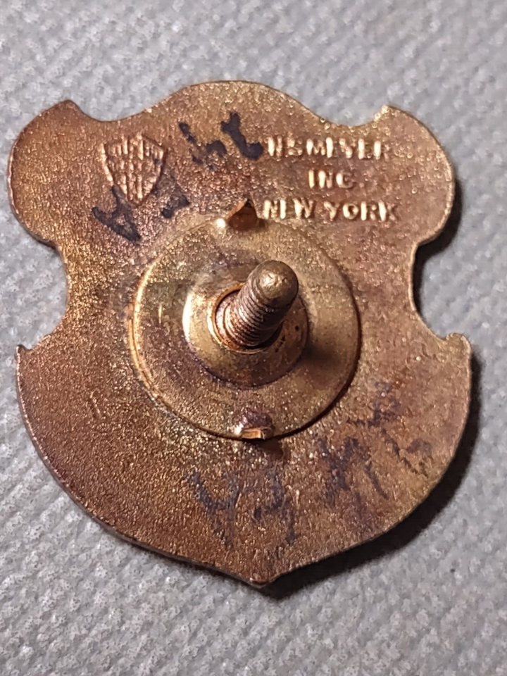 3. 24TH FIELD ARTILLERY REGIMENT DI DUI WWII CREST PIN MARKED MEYERS | eBay