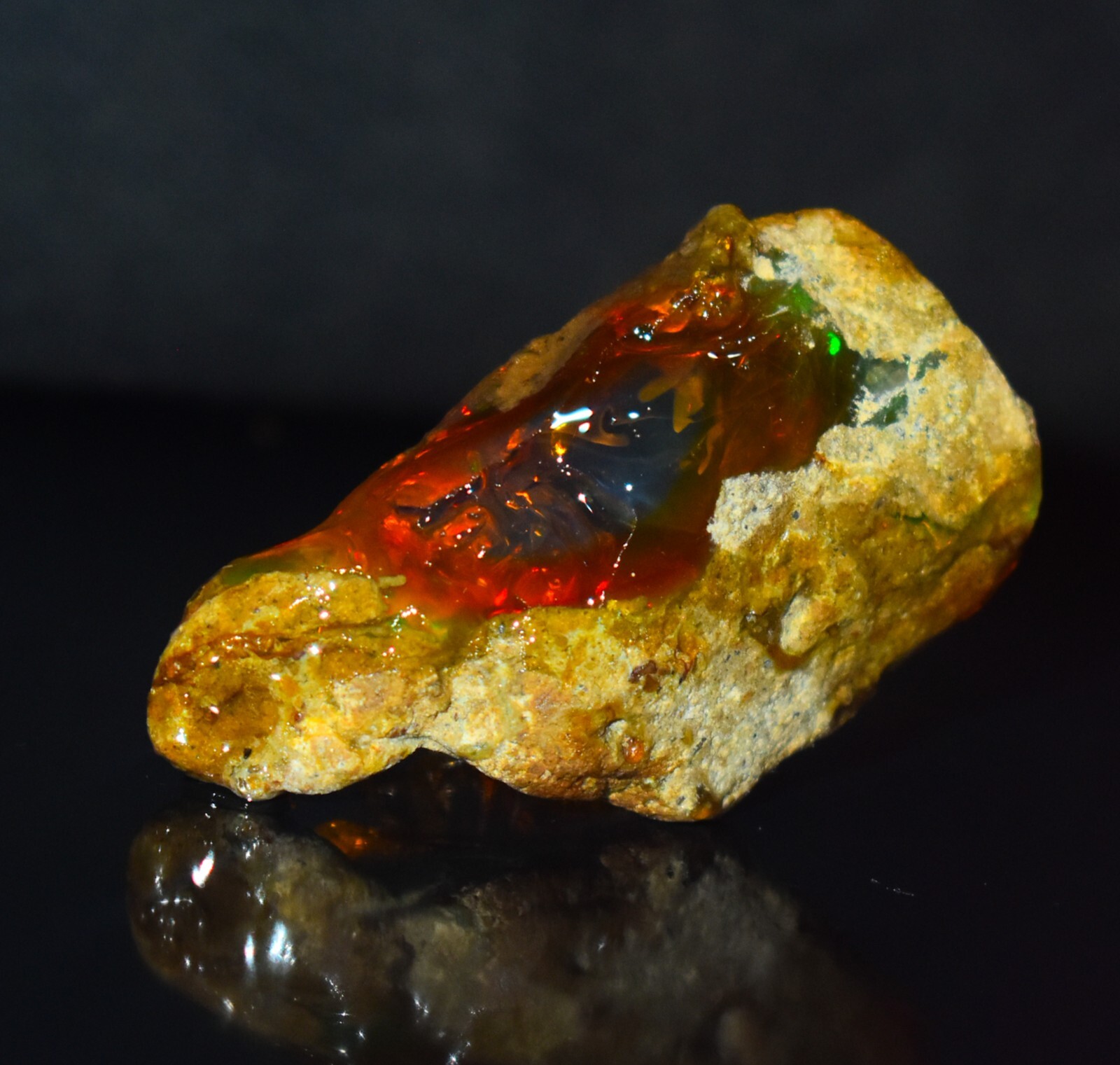 Red Opal Rough 89.40 Carat Natural Ethiopian Opal Raw Welo Opal ...