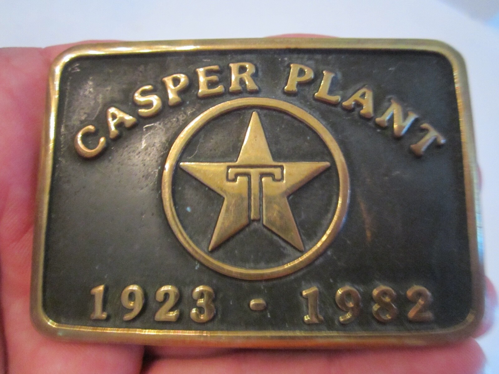 1982 TEXACO CASPER PLANT BELT BUCKLE - 3 1/4" X 2 1/4" - ALL BRASS ...