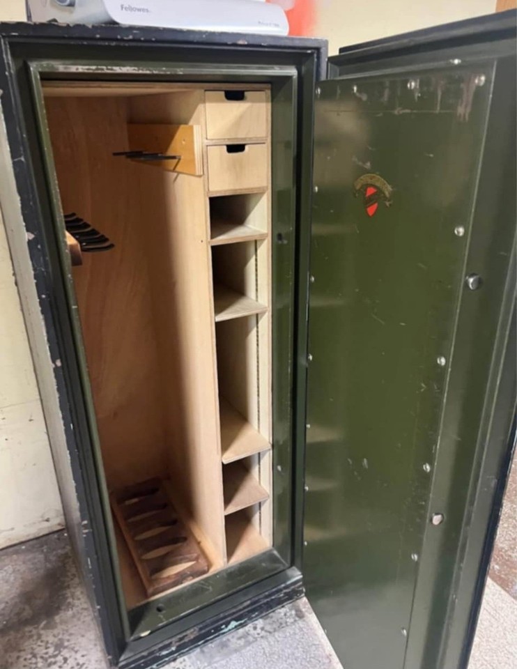Diebold Safe, Commercial, Heavy Duty, Gun Safe, High Quality | eBay
