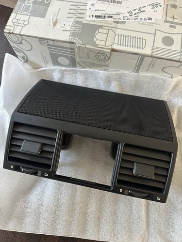 Genuine Mercedes-Benz A4636807508 AC Center Covering/Speaker Cover W463 ...
