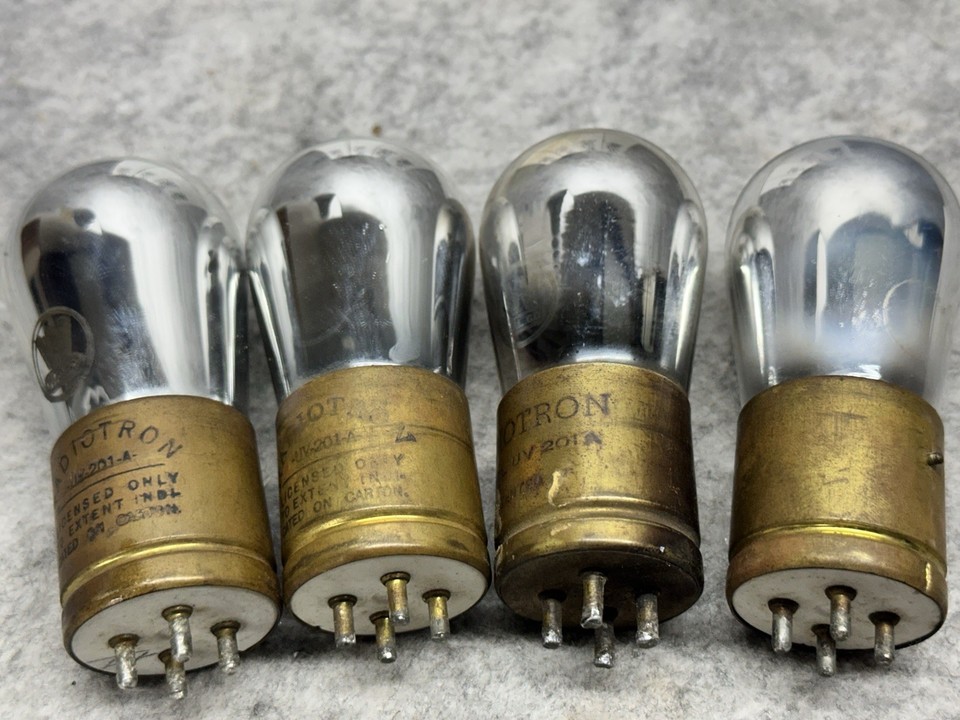 4 RCA RADIOTRON UV-201-A BRASS BASE TIPPED GLASS TUBES 01A | eBay