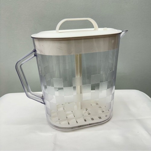 Pampered Chef 1 gallon 2 liter mixer pitcher | eBay