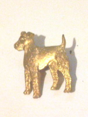 VINTAGE ENGLISH MADE Airedale TERRIER DOG PIN BROOCH BADGE, Gold Plated ...