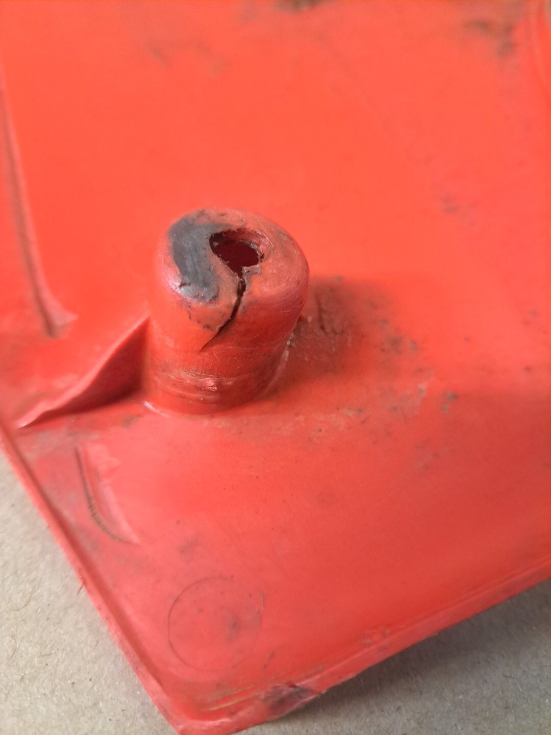 NOS Genuine YAMAHA 1986 YZ80 YZ80S SIDE COVER-4 CHAPPY RED PART# 1LR ...