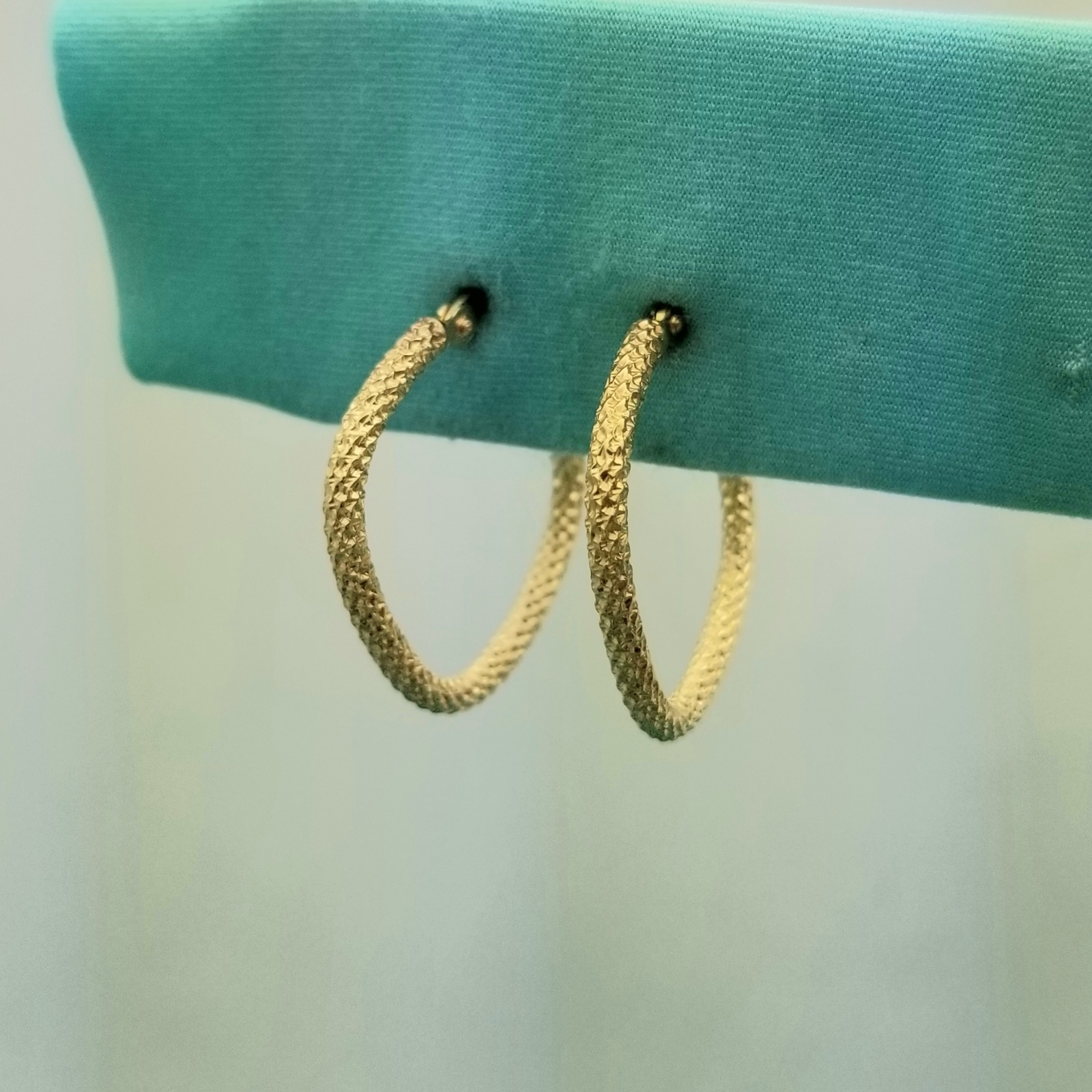 14K Yellow Gold Square Diamond Cut Textured Hoop Earr… - Gem