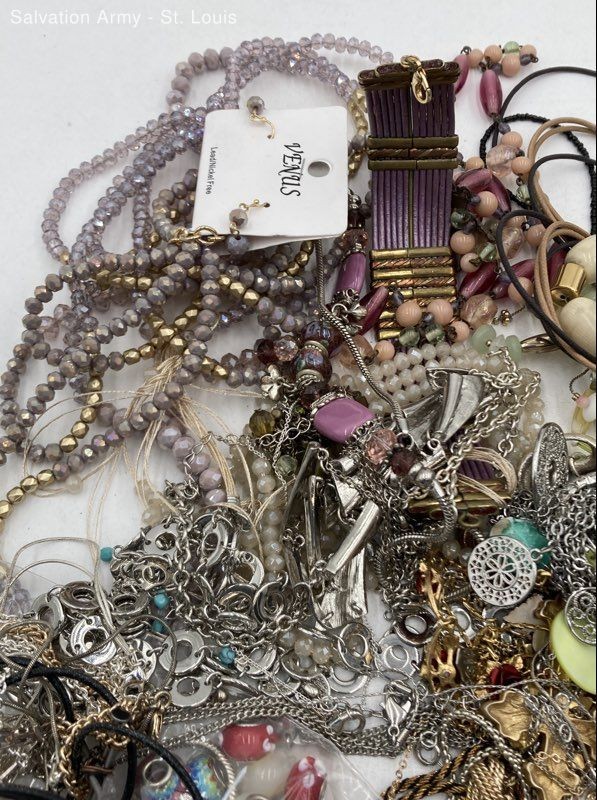 Assorted Venus Multi-Tone Chain Necklace Costume Fashion Jewelry Mixed ...