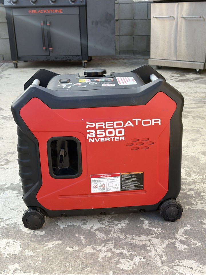 PREDATOR 3500 Inverter Generator Barely Used 3000 Running Watts, 3500 ...