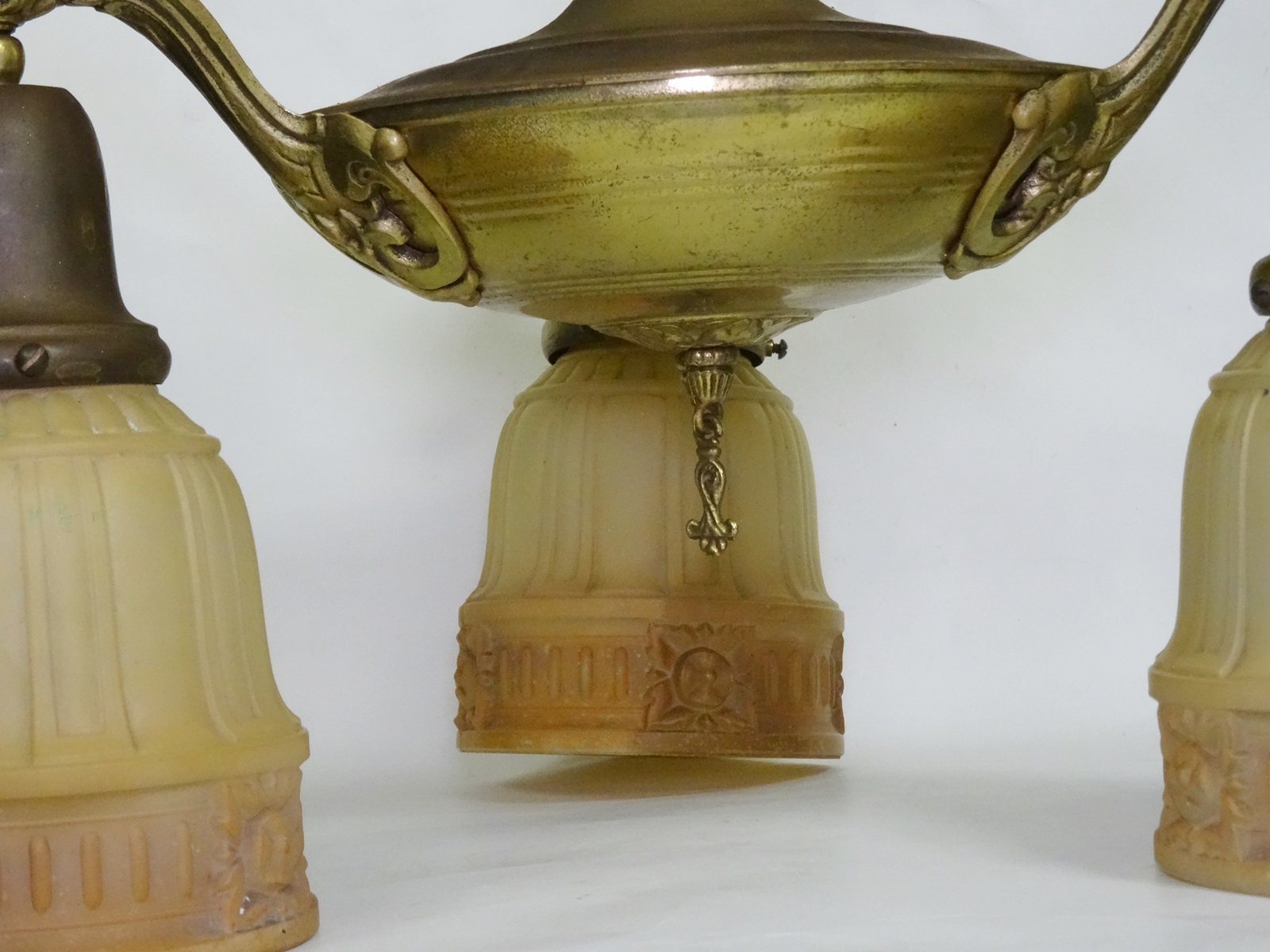 ANTIQUE ART DECO 3 PENDANT BRASS CROP CENTER FINIAL CHANDELIER | eBay