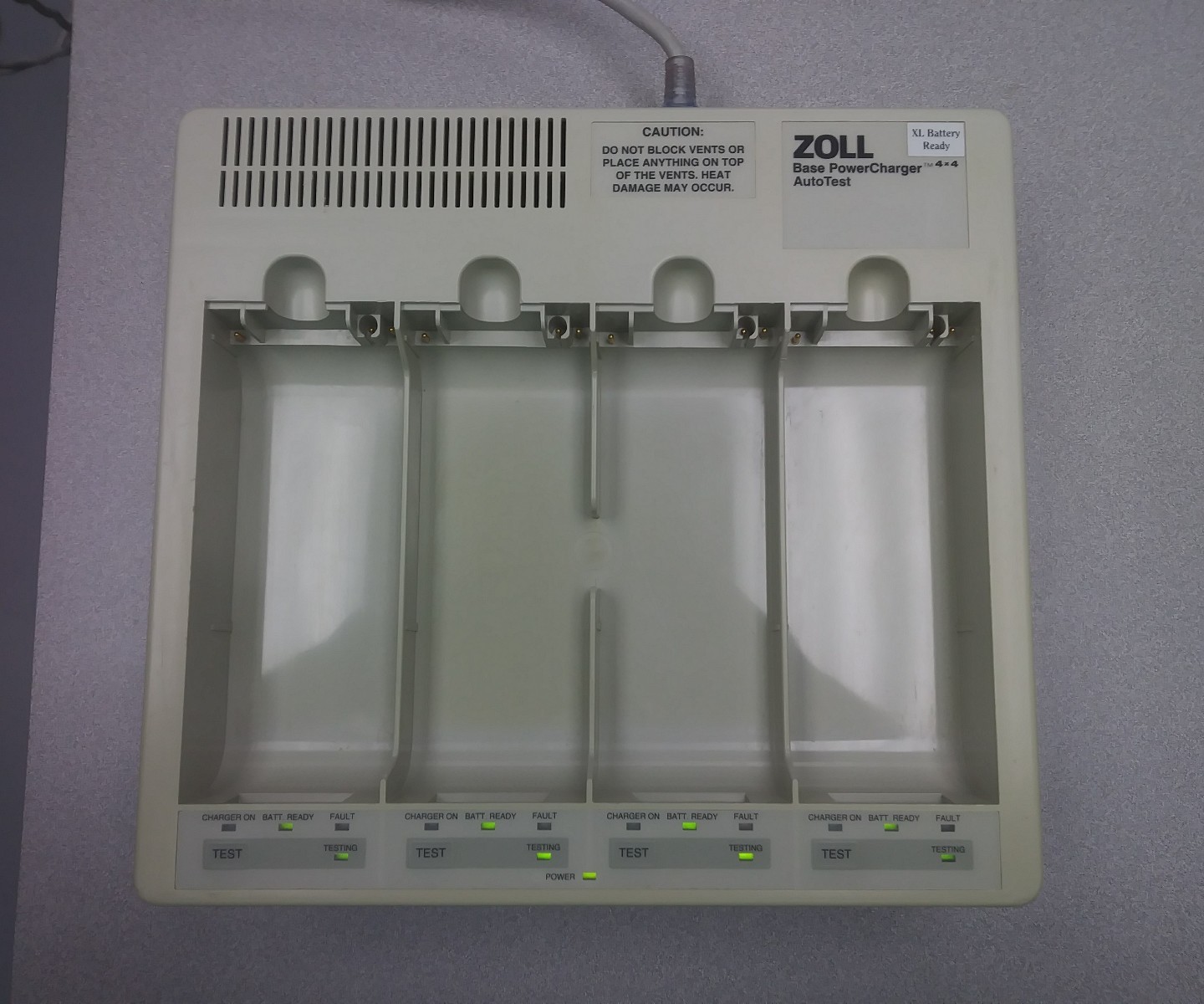 ZOLL BASE POWERCHARGER 4X4 AUTOTEST RECERTIFIED,INCLUDES POWERCORD ...