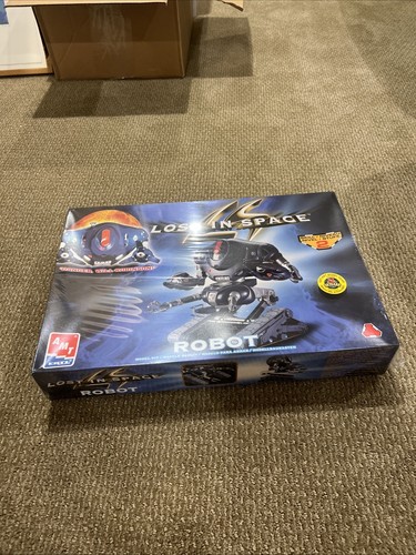 AMT ERTL Lost In Space Robot Model Kit 8458 VTG 1998 NEW / Factory ...