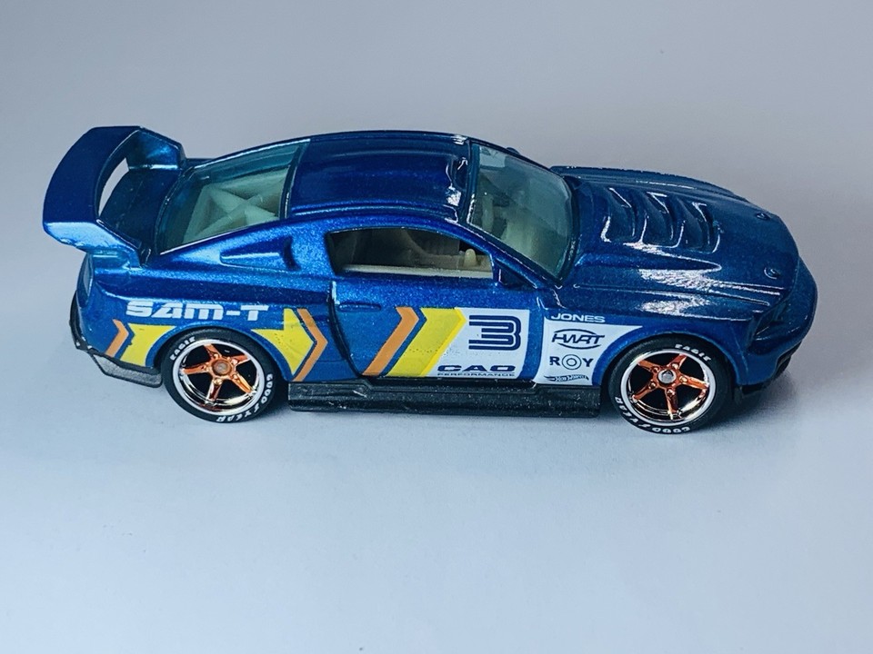 Hot Wheels Loose Road Racing 2012 Custom Mustang GT Blue & Orange w ...