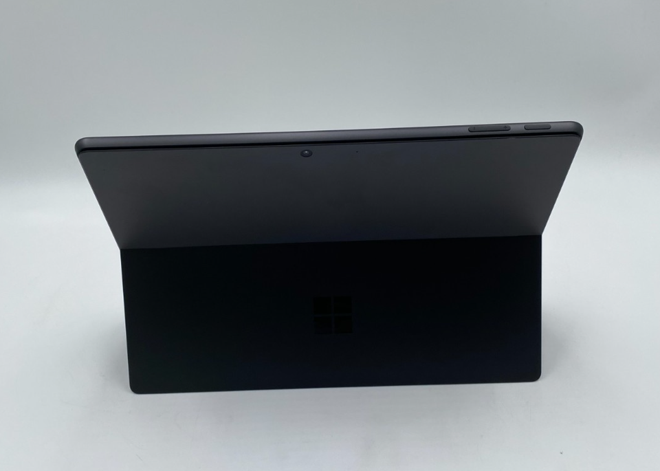Microsoft Surface Pro 9 2038 i5-1235U 16GB DDR4 256GB SSD Black/Fair/No ...
