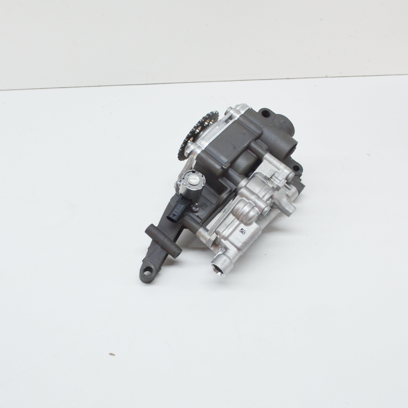 MERCEDES-BENZ E W212 Engine Oil Pump A2781801001 NEW GENUINE | eBay