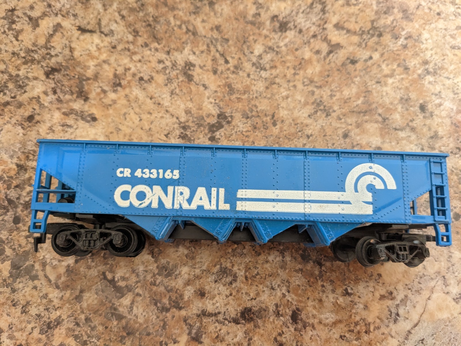 VINTAGE HO Gauge Model Railroad Train Cars – Lot of 13 | eBay