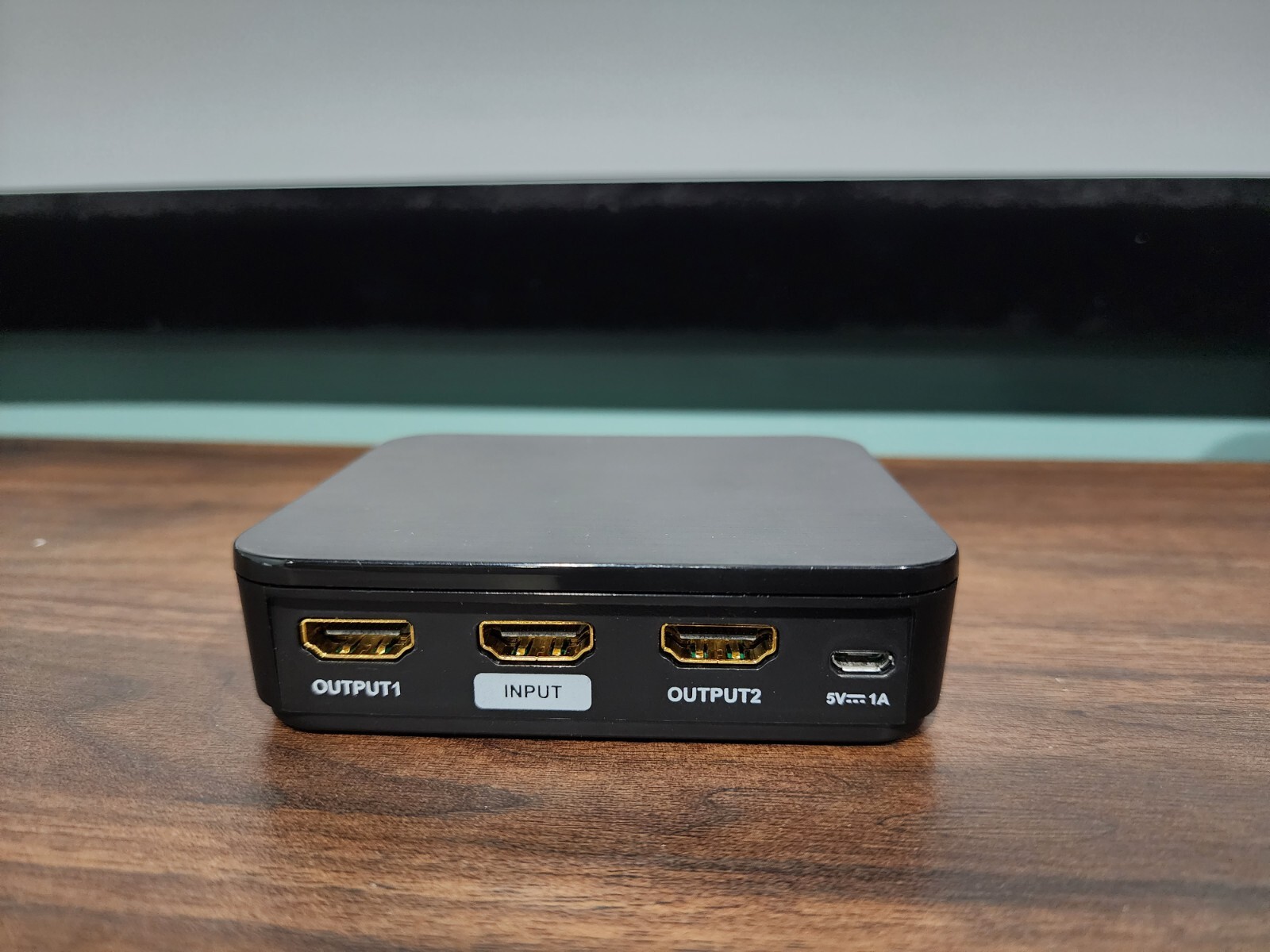 Rocketfish RF-G1603 2-Output HDMI Splitter with 4K and HDR Pass-Through ...