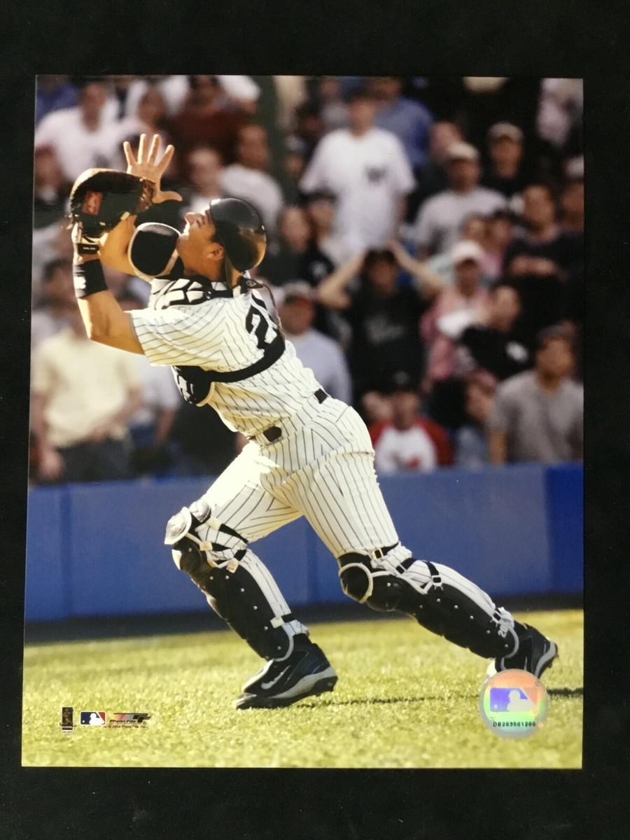 Jorge Posada Wallpaper JORGE POSADA Photo In Action New York Yankees